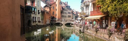 Shopping in Annecy: shops and shopping areas